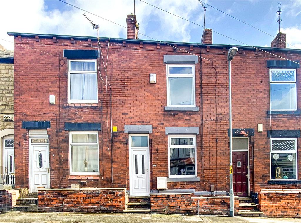 Smith Street, Lees, Oldham, Greater... 2 bed terraced house - £124,950