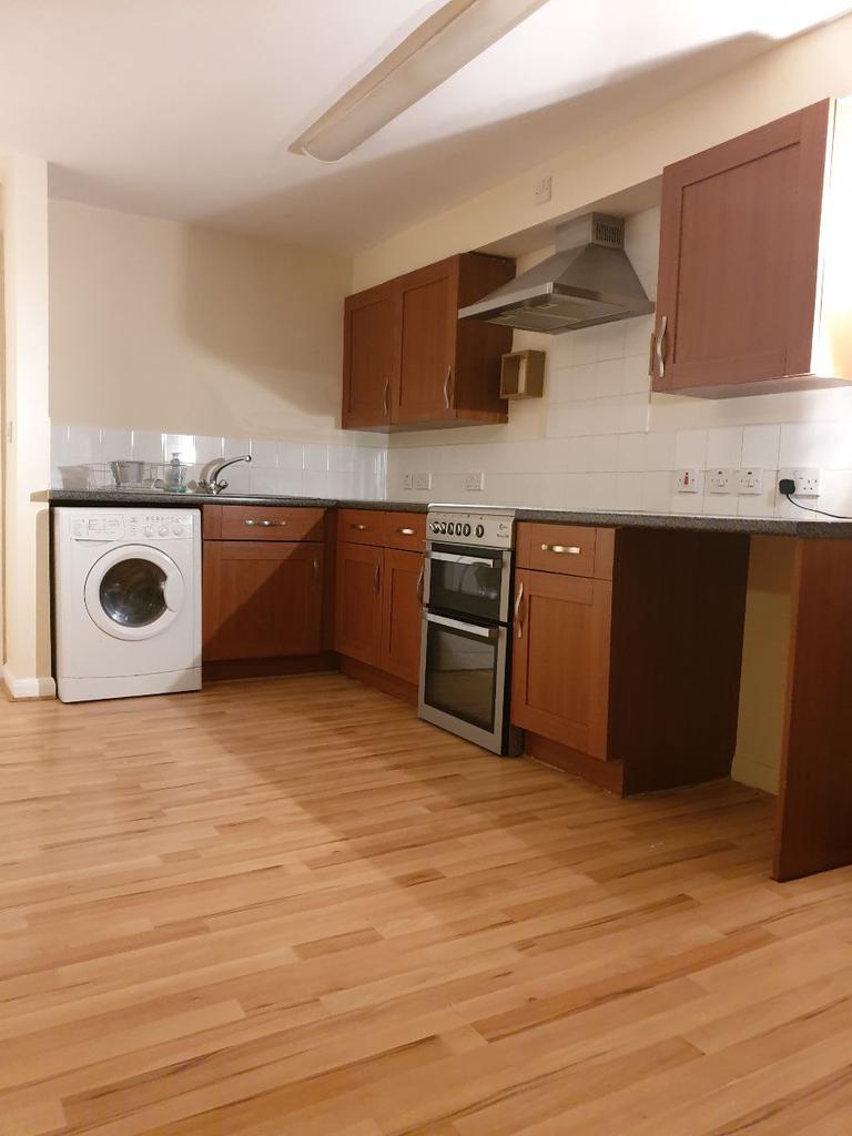 Newlife Apartments, Upper Cross Street, Northampton 2 bed flat - £130,000