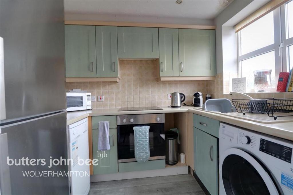 Navigation Loop, Stone 2 bed flat - £525 pcm (£121 pw)