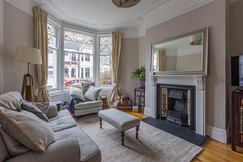 Werfa Street, Roath Park 3 bed house - £395,000