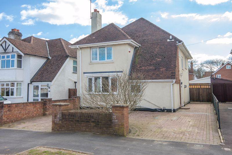 Rushington 4 bed detached house - £435,000