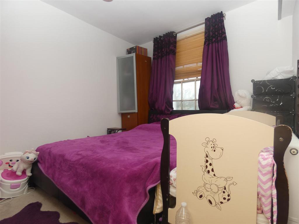 Camden Square, Ramsgate 1 bed flat - £85,000