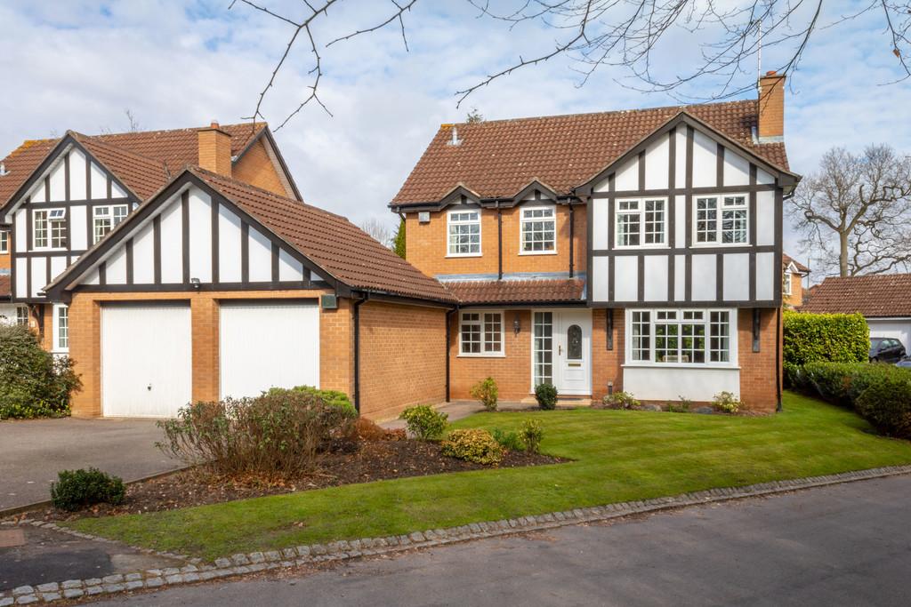 Woodston Grove, Solihull 4 bed detached house - £669,950