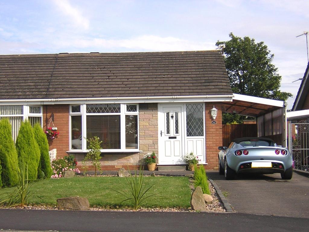 Ash Drive, Warton 2 bed bungalow - £795 pcm (£183 pw)