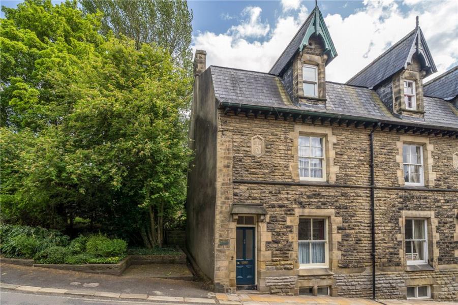 HIGH STREET, PATELEY BRIDGE, HARROGATE, HG3 5JU 3 bed property - £750 ...