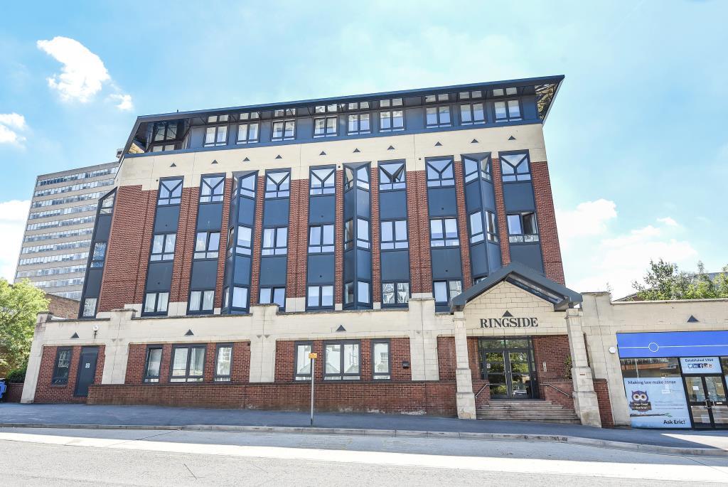 Ringside, High Street, Bracknell, ... 2 bed flat - £280,000