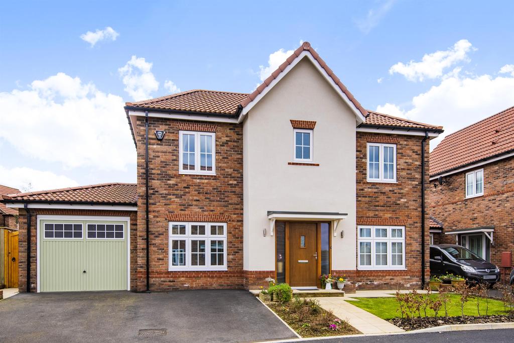 The Hollies, Riccall, York, YO19 6FN 4 bed detached house - £485,000