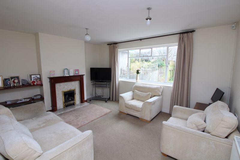 Rodney Road, Backwell 3 bed semi-detached house - £355,000