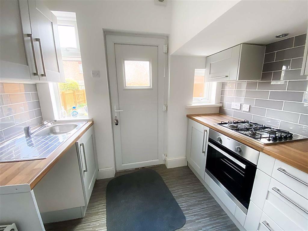 Cleveland Gardens, Howdon, Wallsend 2 bed apartment - £495 pcm (£114 pw)