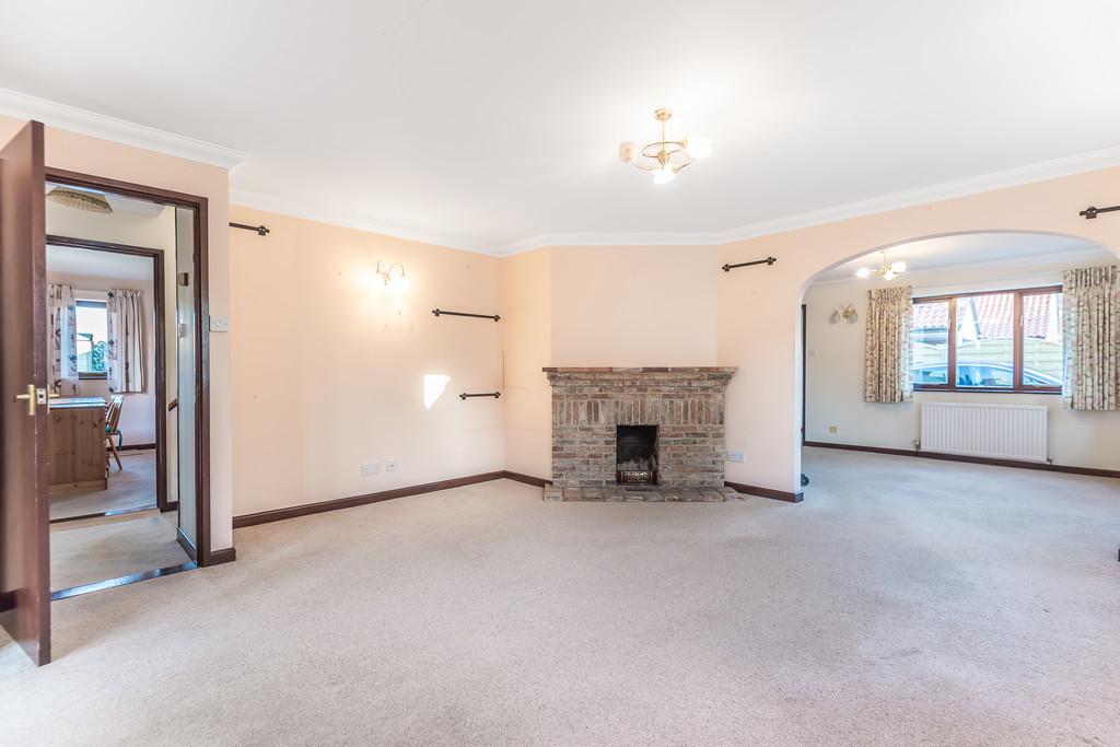 Church Farm Close, Rickinghall 4 bed detached house - £450,000