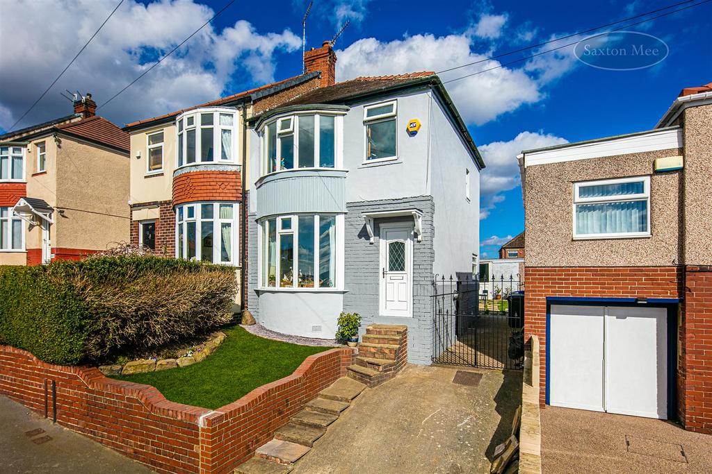 Lyminster Road, Wadsley Bridge, S6 1HY 3 bed semi-detached house - £170,000