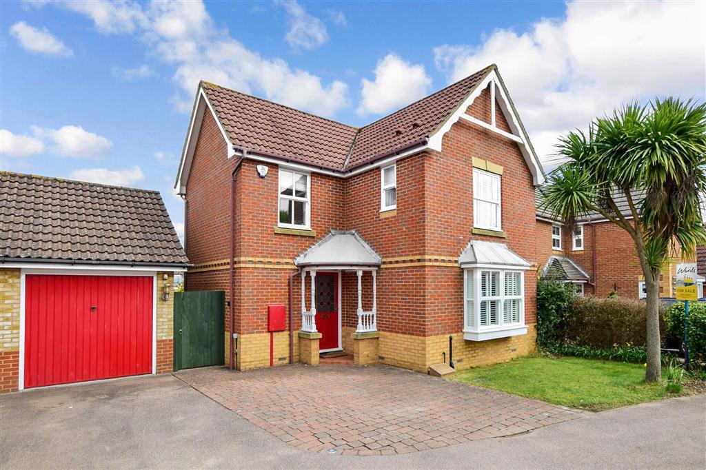 Stirling Road, West Malling, Kent 3 bed detached house - £450,000