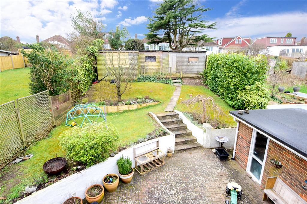 Westdene Drive, Brighton, East Sussex 3 bed detached bungalow - £600,000