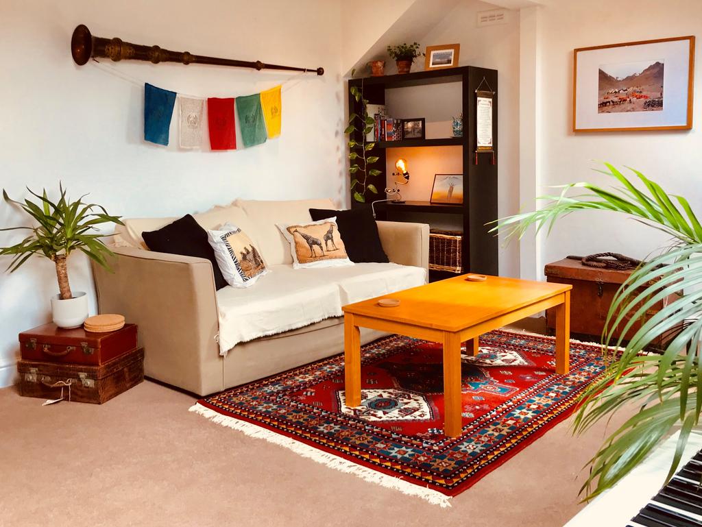 Stormont Road, Clapham Common, SW11 1 bed flat - £1,499 pcm (£346 pw)