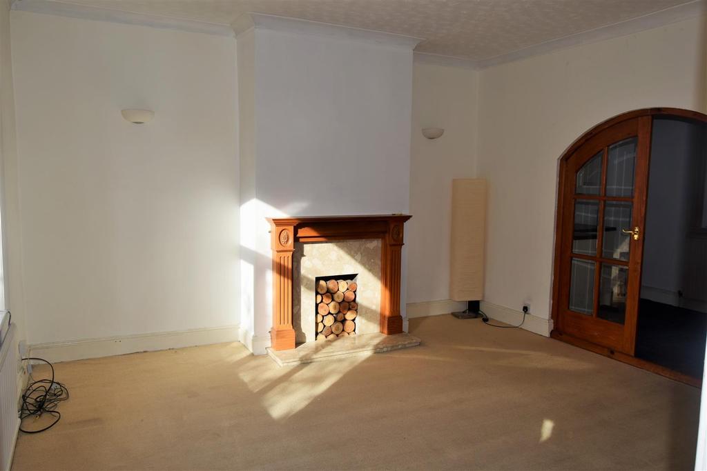Staups Lane, Shibden, Halifax 2 bed semi-detached house - £625 pcm (£ ...