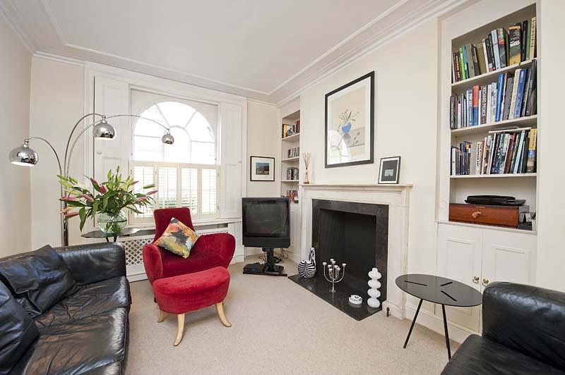 Glebe Place, Chelsea, London, SW3 3 bed detached house - £3,900 pcm (£ ...