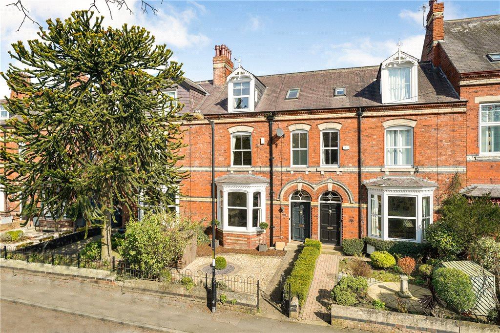 Bondgate Green, Ripon 5 bed terraced house - £400,000
