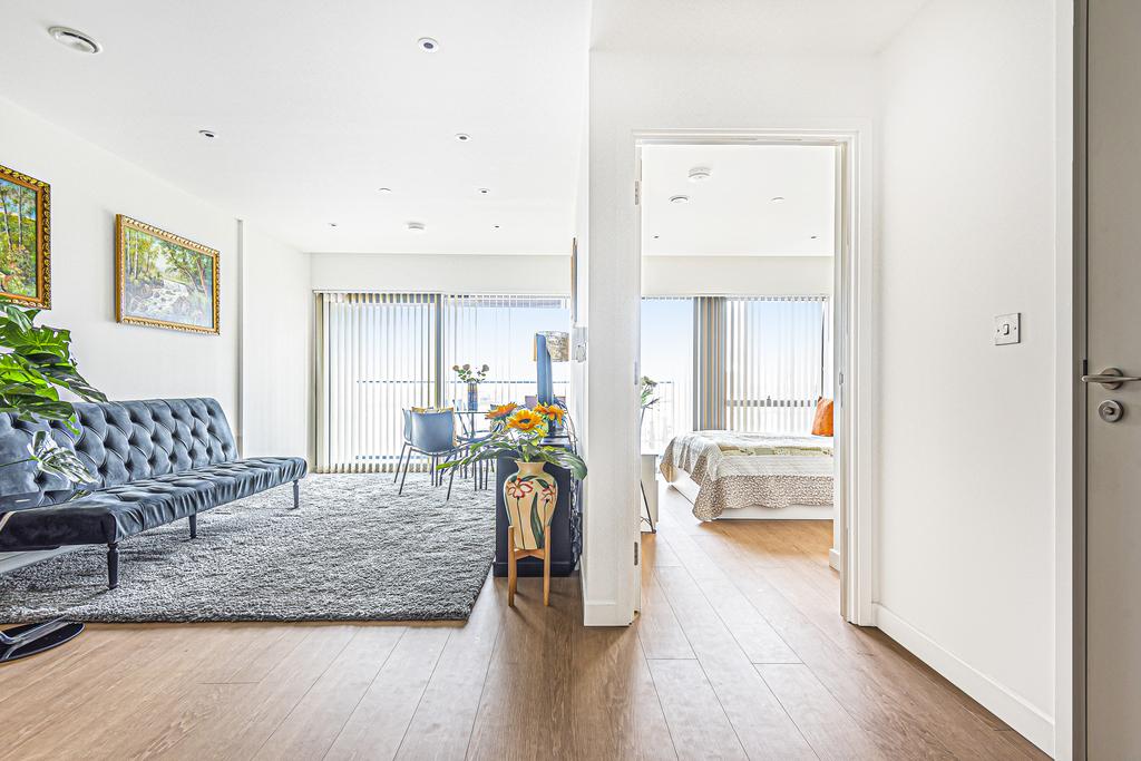 No. 1, 18 Cutter Lane, Upper... 1 bed flat - £530,000