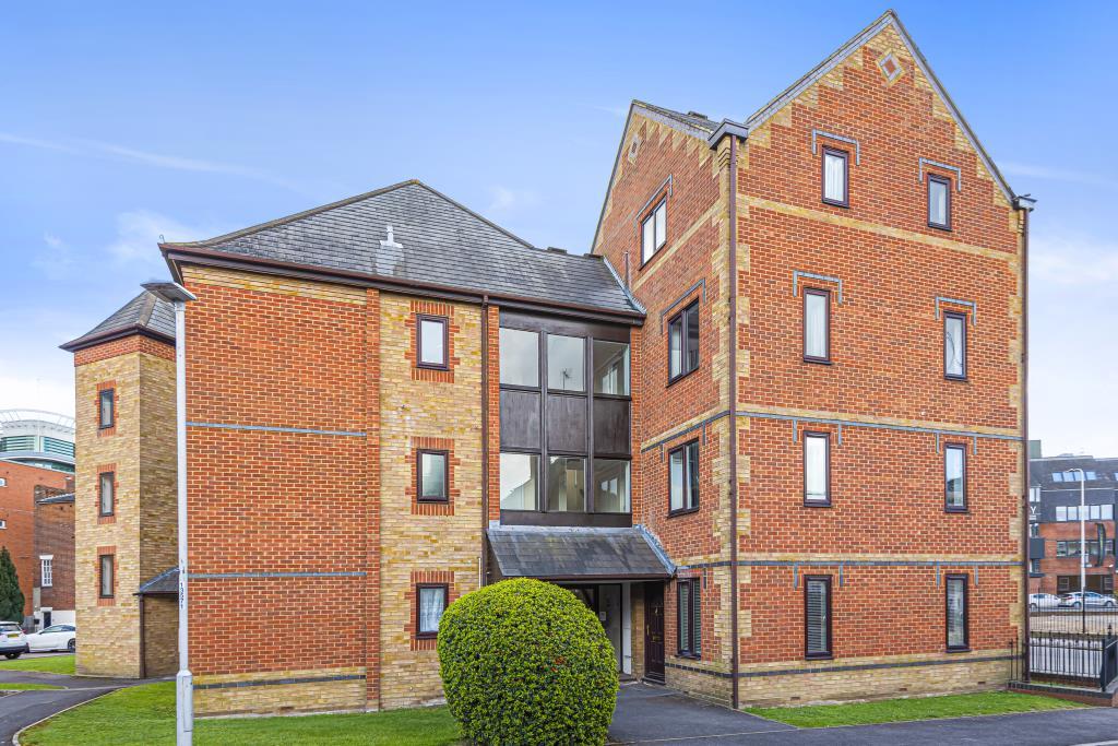 Reading, Berkshire, RG1 1 bed flat - £175,000