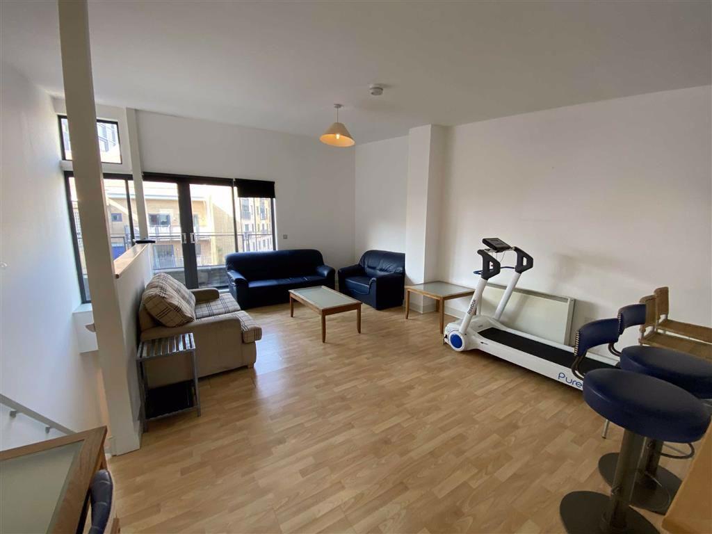 City Point 1, 150 Chapel Street, Salford 2 bed flat - £210,000