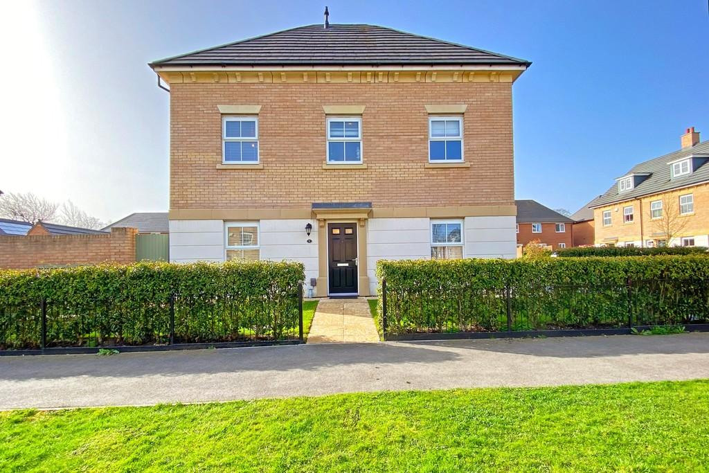 Sanders Walk, Harrogate 4 bed end of terrace house - £395,000