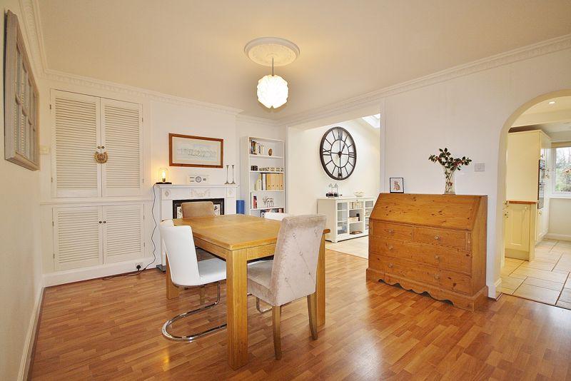 NEW YATT ROAD, Witney OX28 1NZ 3 bed semi-detached house - £530,000