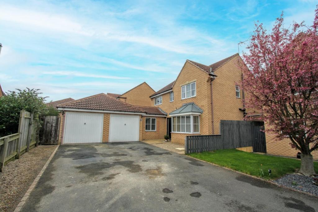 Magnolia Close, School Aycliffe... 4 bed detached house - £325,000