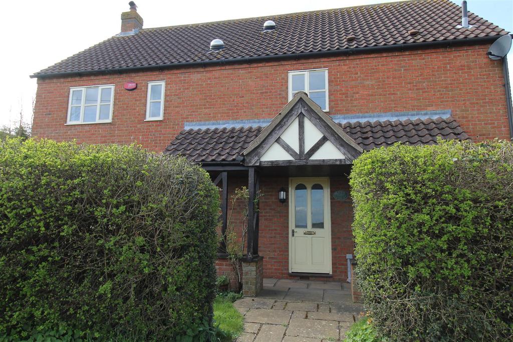 Newark Road, Cotham, Newark 4 bed house - £399,995