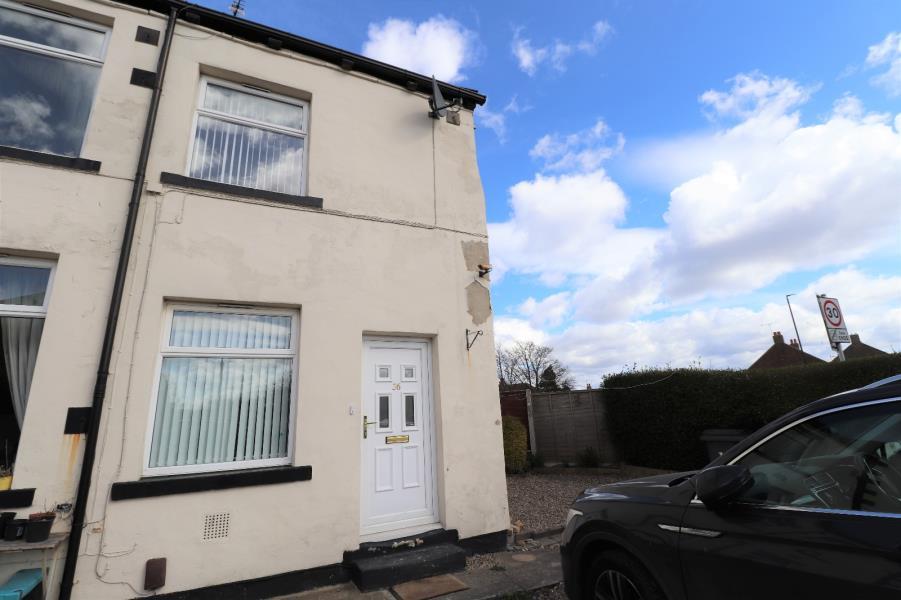 CEMETERY ROAD, PUDSEY, LEEDS, LS28 7SX 1 bed terraced house - £550 pcm ...
