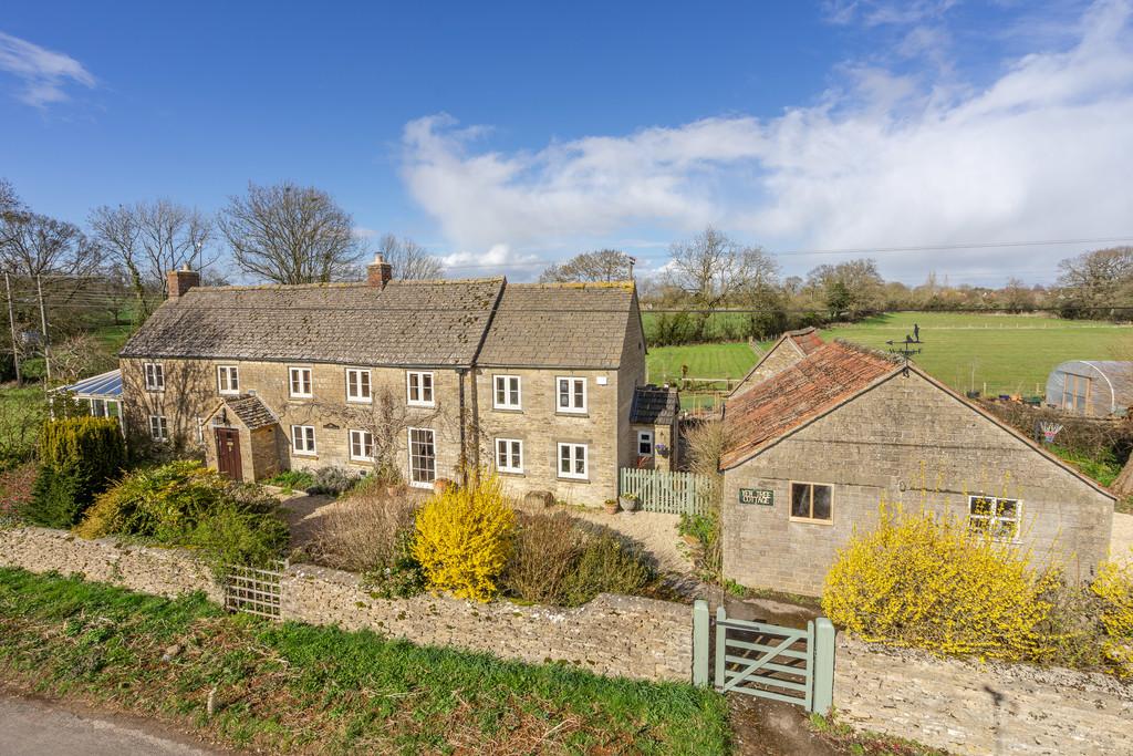 Flistridge Road, Upper Minety 3 bed detached house - £1,200,000