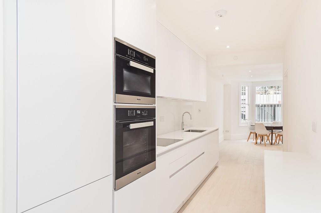 Glebe Place, London, Chelsea, London, SW3 1 bed flat - £2,167 pcm (£500 pw)