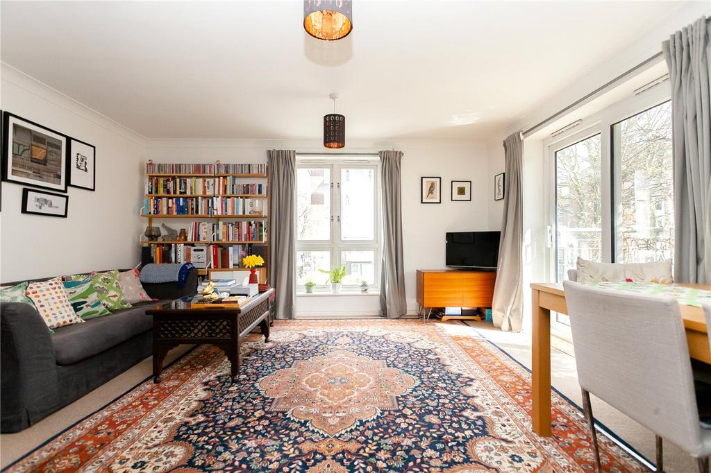 Amhurst Road, London, E8 2 bed apartment - £550,000
