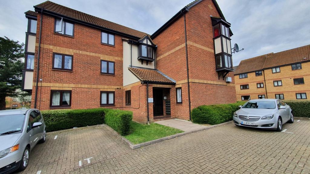 Booth Road, Colindale 1 bed flat - £1,300 pcm (£300 pw)
