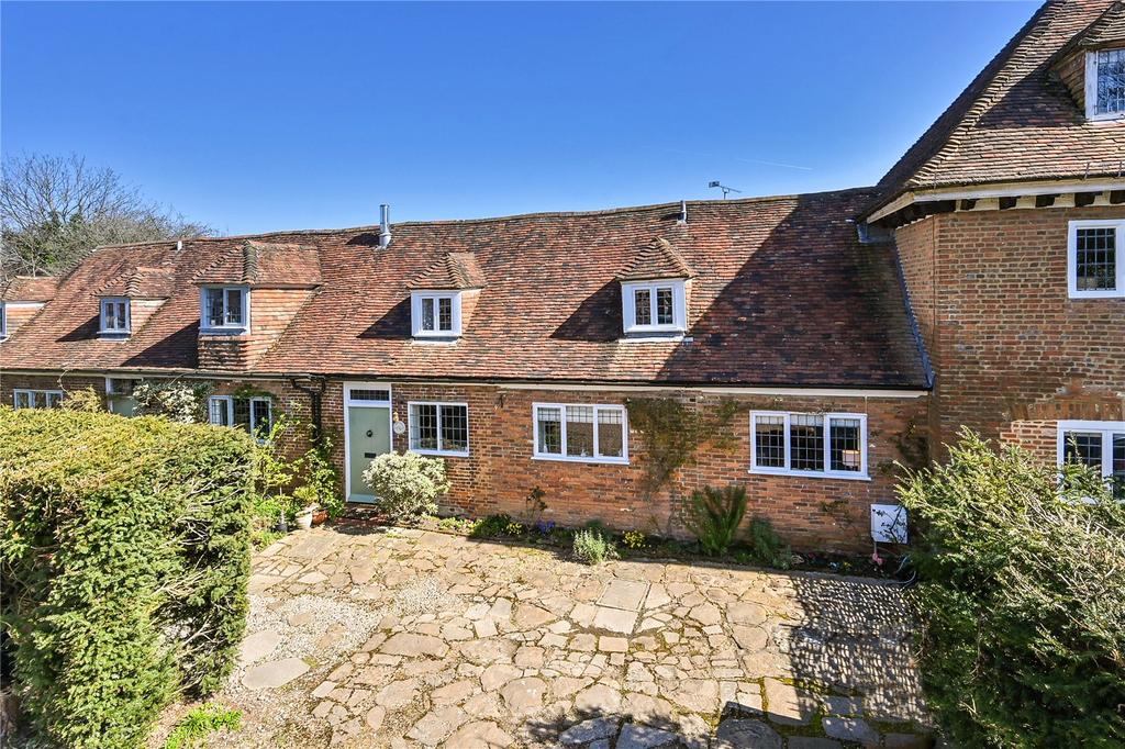 Appledore Road, Tenterden, TN30 2 bed terraced house - £440,000