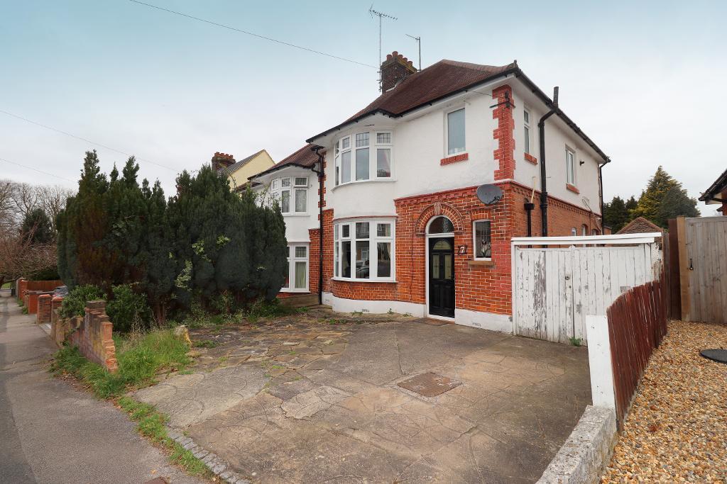 Wardown Crescent, Old Bedford Road... 3 bed semi-detached house - £380,000