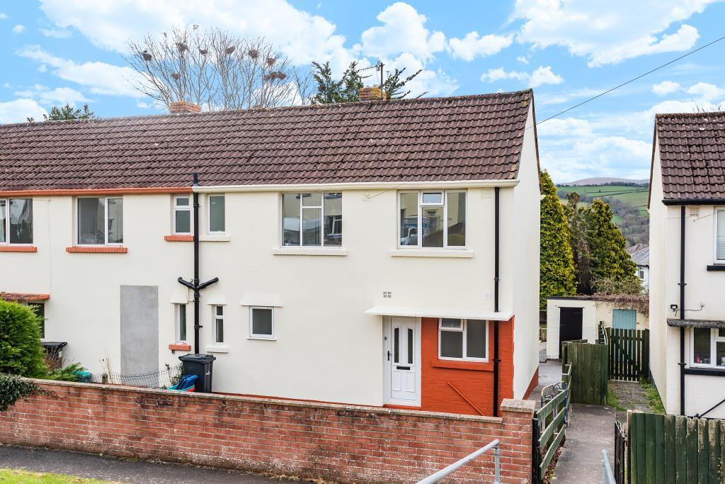 Brecon Powys Ld3 3 Bed Semi Detached House For Sale £180 000