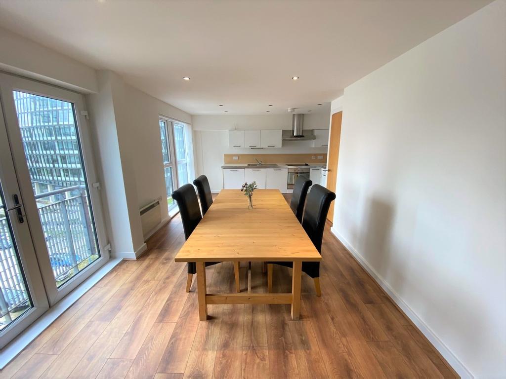 The Linx, Simpson Street Manchester M4 2 bed apartment - £995 pcm (£230 pw)