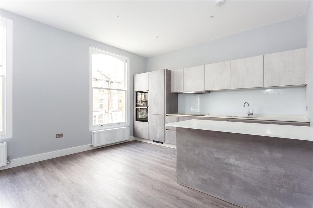 Wilberforce Road, London, N4 2 bed apartment - £2,145 pcm (£495 pw)
