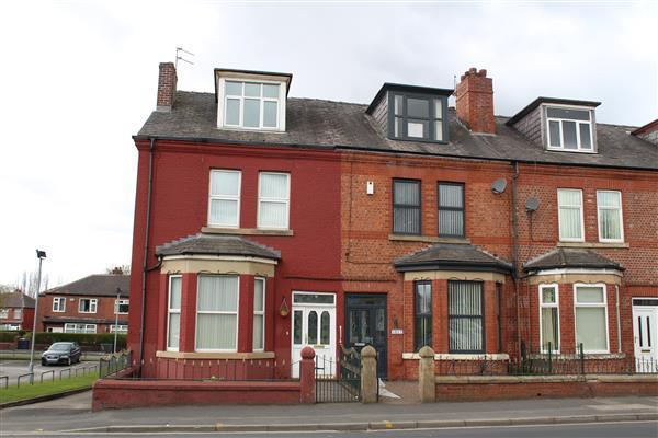 Rochdale Road, Manchester 4 bed terraced house for sale - £200,000