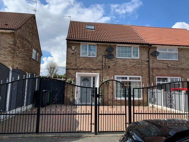 Swarcliffe Road, Swarcliffe, Leeds 3 bed semi-detached house - £190,000