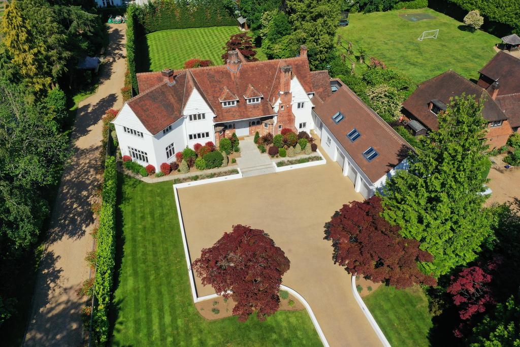 Copsem Lane, Esher, Surrey, KT10 5 bed detached house - £2,950,000