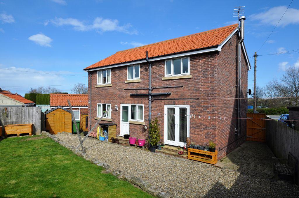 Mount View, Stainsacre Lane 4 bed detached house - £300,000
