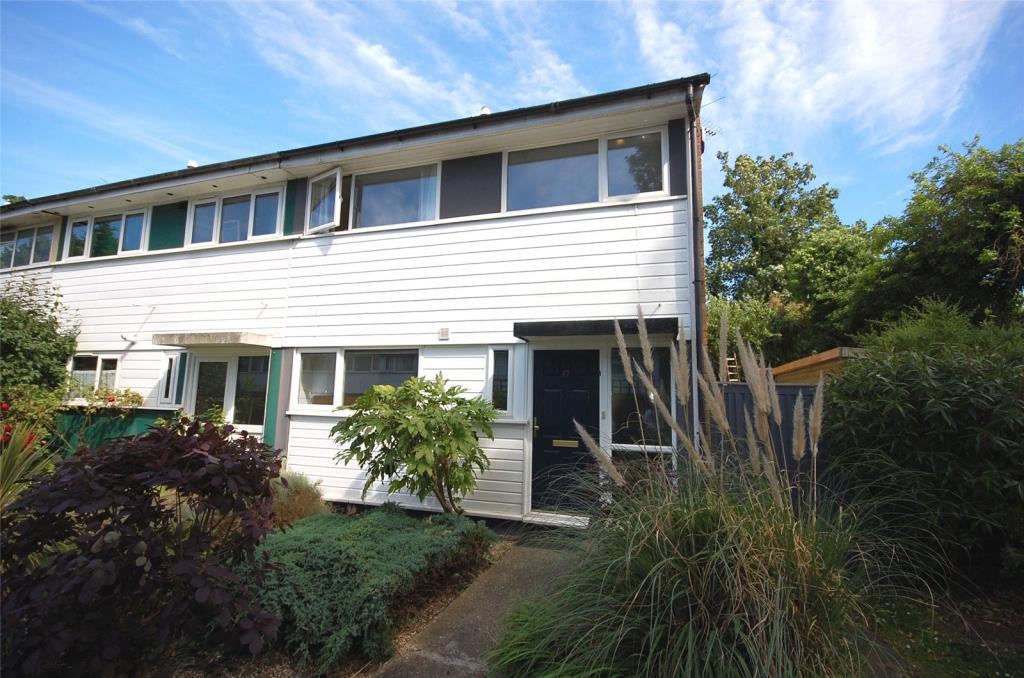 Moss Hall Grove, North Finchley, N12 3 bed end of terrace house - £650,000
