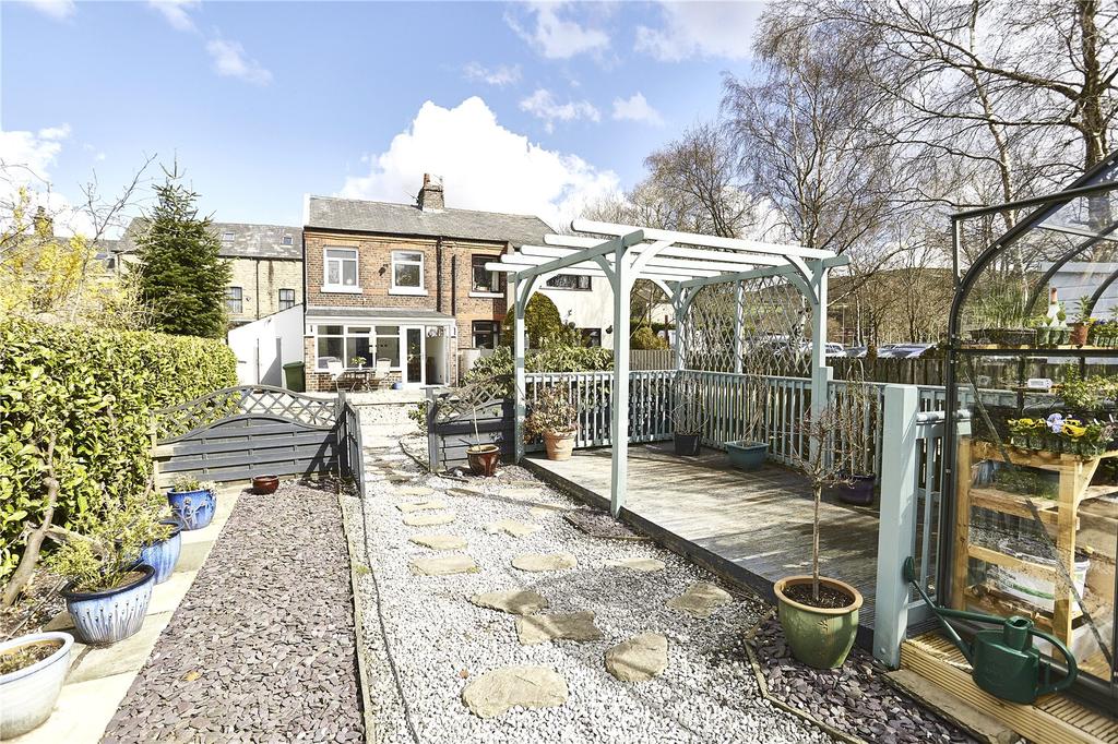 Sam Road, Diggle, Saddleworth, OL3 2 bed semi-detached house - £315,000