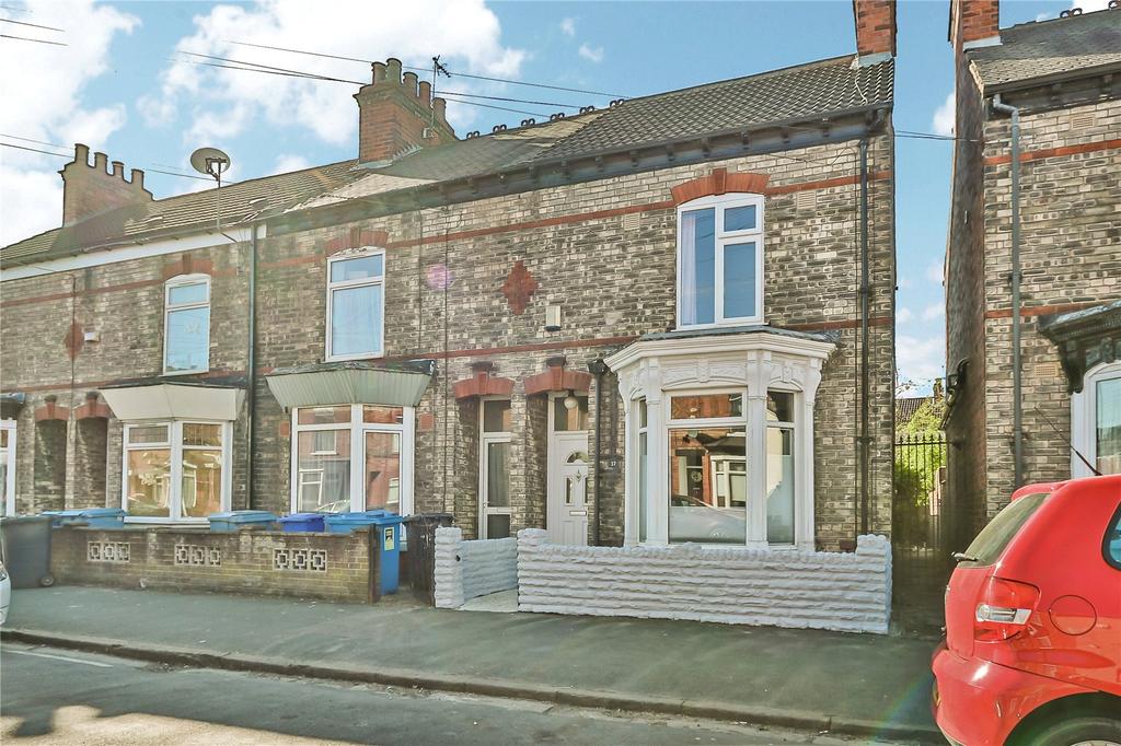 Edgecumbe Street, Hull, HU5 2 bed end of terrace house - £95,000