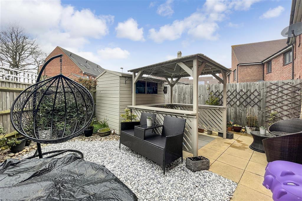 Trinity Way, Maidstone, Kent 3 bed terraced house - £280,000