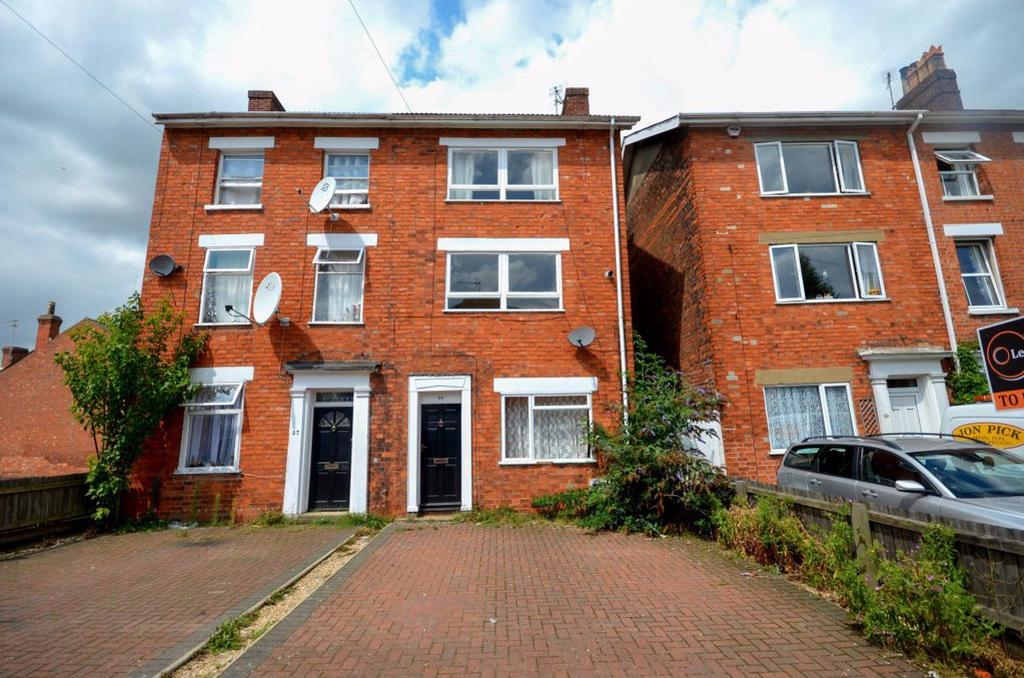 Castle Street, Boston 4 bed semi-detached house - £725 pcm (£167 pw)