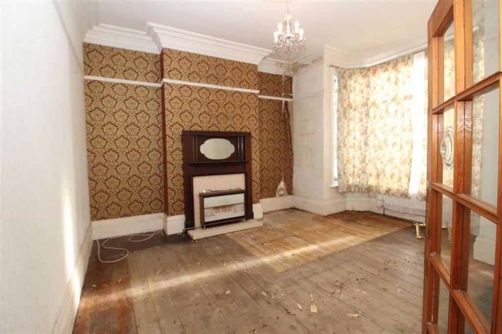 Sunny Bank, Hull, East Yorkshire 5 bed end of terrace house - £130,000