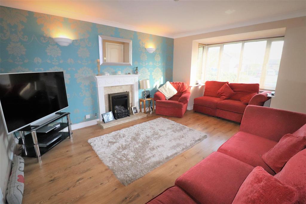 Muncaster Gardens East Hunsbury 4 Bed Detached House £359 995