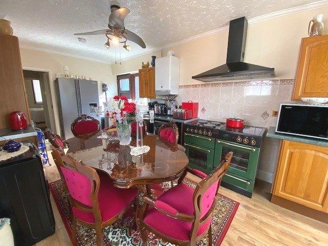 Trevor Crescent, Duston, Northampton NN5 5PG 2 bed semi-detached ...